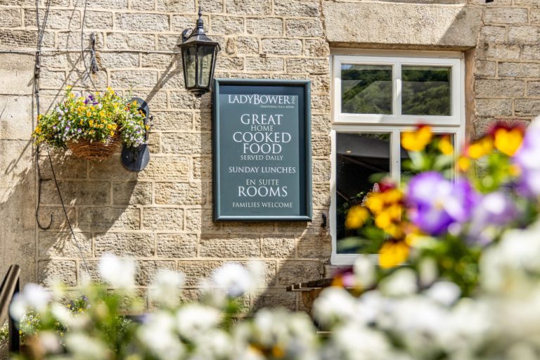 Ladybower Inn, Peak District | Stockists of Batemans Beers