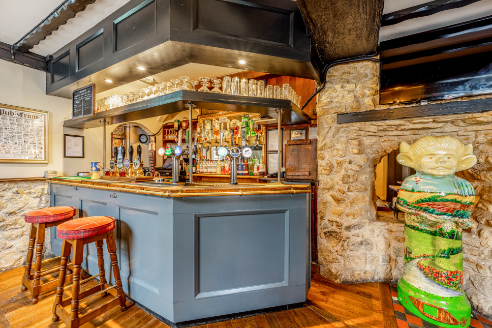 Queen in the West | Lincoln | Batemans Pubs
